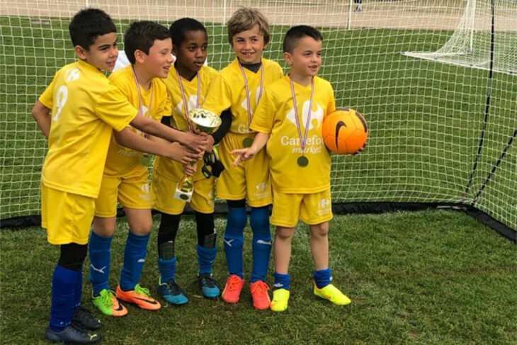 Les U9 au tournoi de Montchanin – US Cluny football – site officiel